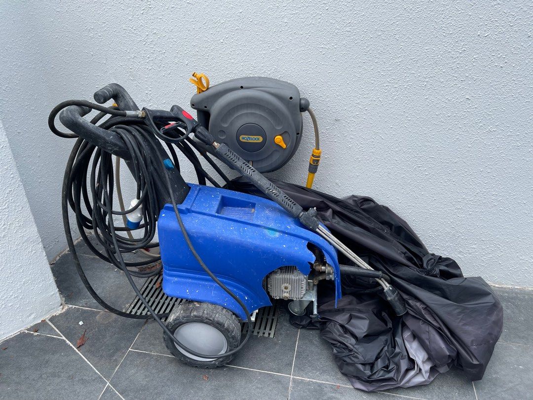 Water jet for cleaning wall and floor, Babies & Kids, Going Out, Other ...