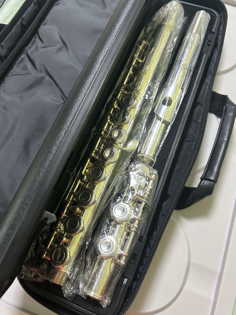 Yamaha Flute YFL-211 (Student/ Beginner), Hobbies & Toys, Music & Media ...