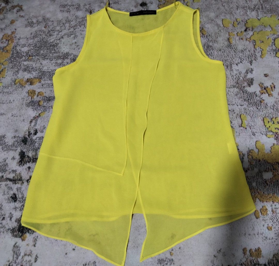 ZARA Basic yellow top, Women's Fashion, Tops, Blouses on Carousell