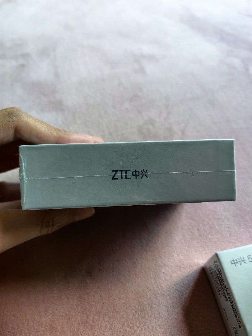 ZTE F50 5G Portable/Pocket wifi f50, Computers & Tech, Parts ...