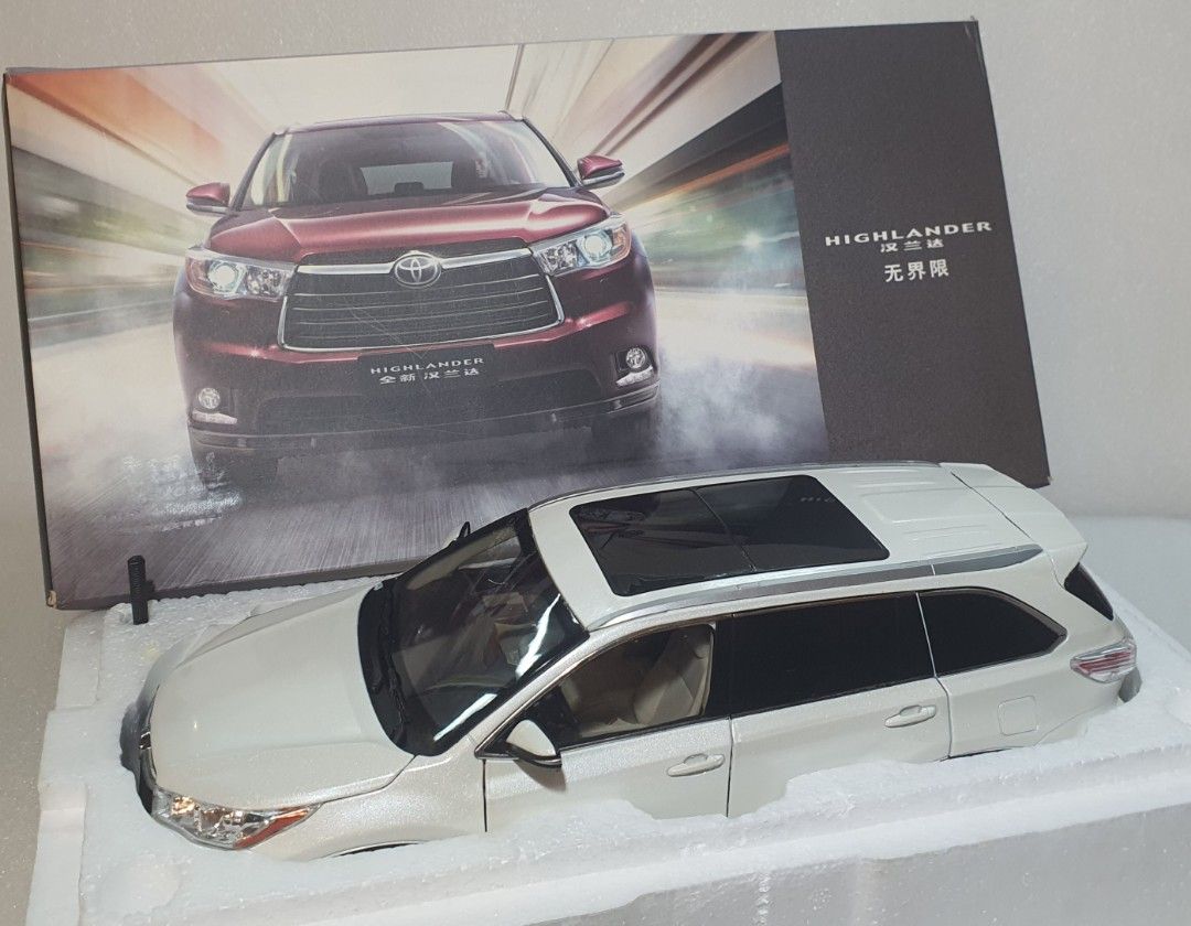 1:18 Dealer Edition Toyota Highlander Black or White, Hobbies & Toys ...