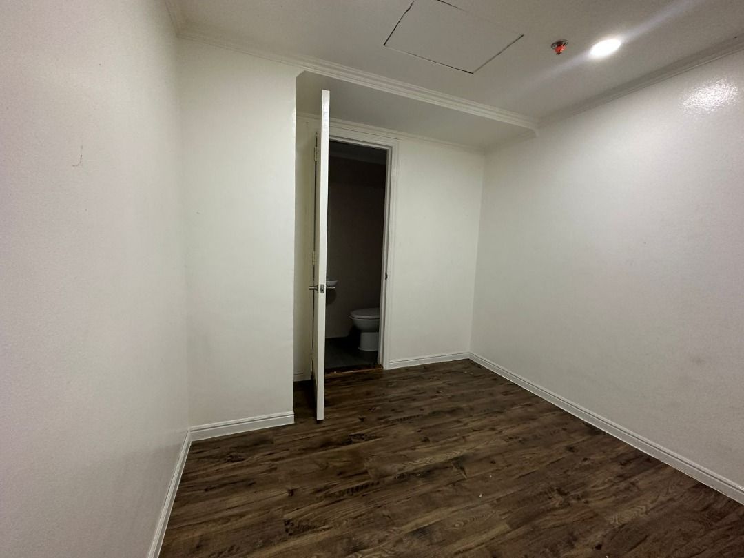2BR Renaissance 2000 Corner Unit For Sale, Property, For Sale ...