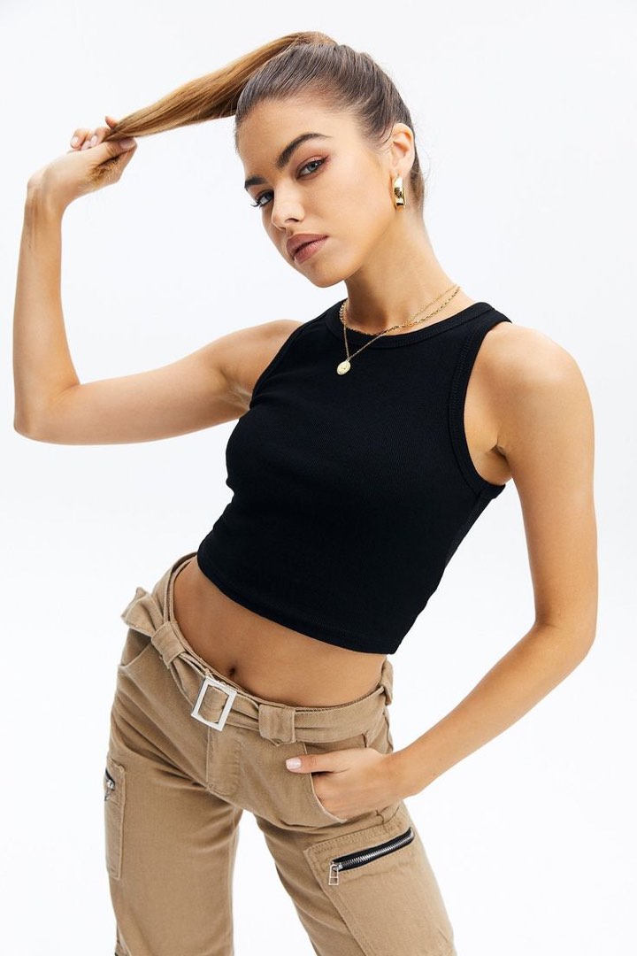 Basic Form-Fitting Solid Crop Tank Top - Black , Women's Fashion, Tops ...