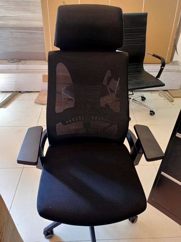 bdoc office furniture, Furniture & Home Living, Furniture, Other Home ...