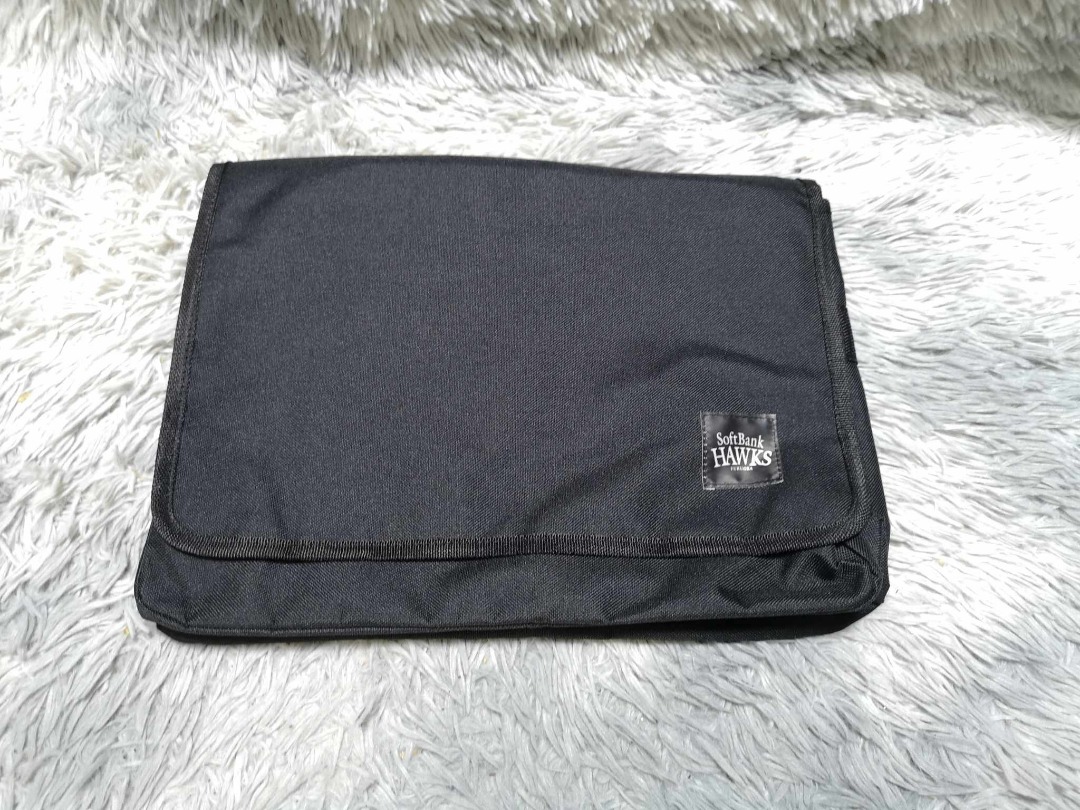 Black Velcro Pouch Bag, Men's Fashion, Bags, Belt bags, Clutches and ...