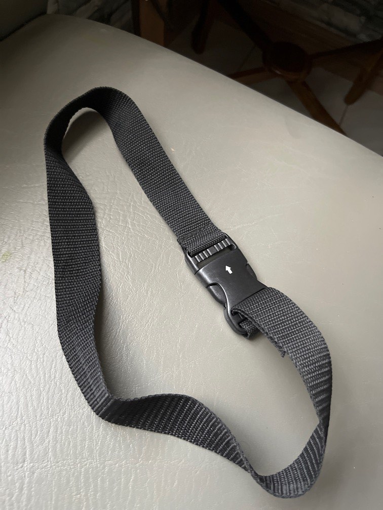 Book strap holder, Hobbies & Toys, Travel, Travel Essentials ...