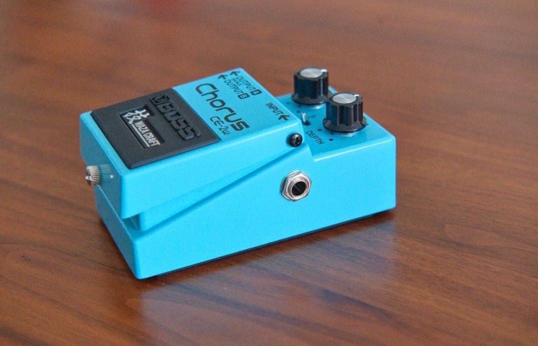 Boss Chorus CE-2W Waza Craft Pedal, Hobbies & Toys, Music & Media ...