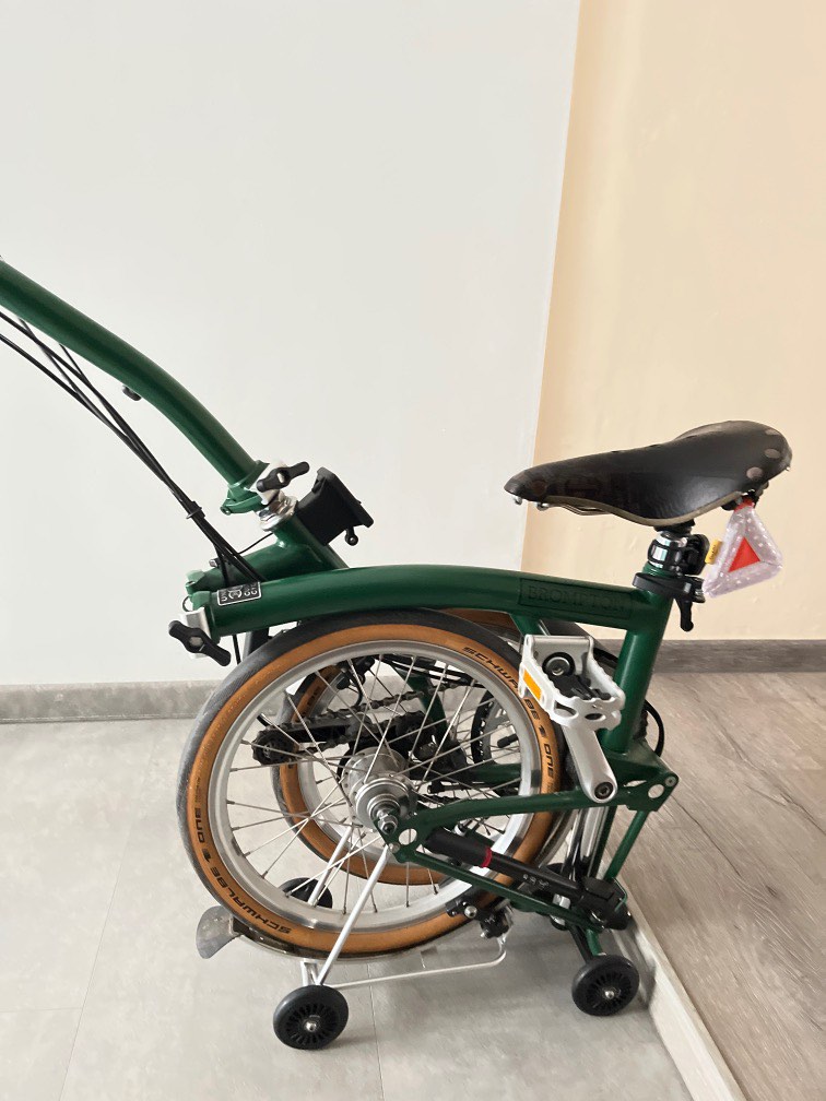 Brompton M6L Racing Green, Sports Equipment, Bicycles & Parts, Bicycles ...