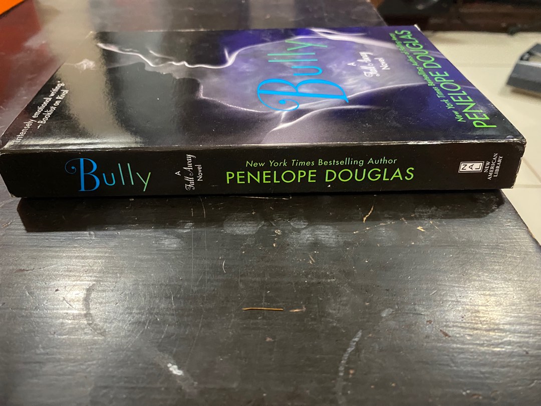 Bully (Penelope Douglas), Hobbies & Toys, Books & Magazines, Fiction ...