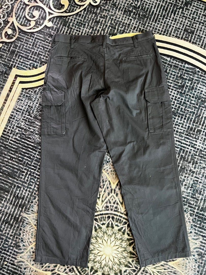 CINTAS CARGO PANTS, Men's Fashion, Bottoms, Jeans on Carousell