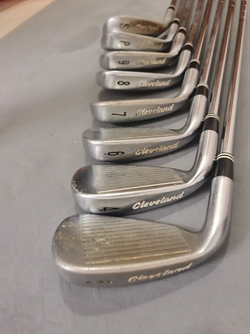 Cleveland CG4 Iron set, Sports Equipment, Sports & Games, Golf on Carousell