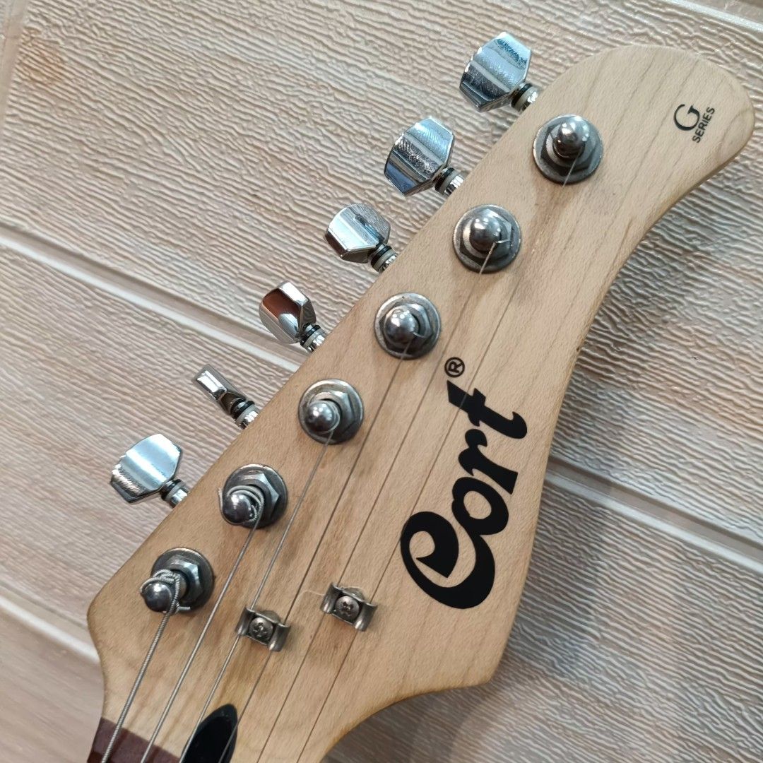 Cort g100 Electric guitar only, Hobbies & Toys, Music & Media, Musical ...
