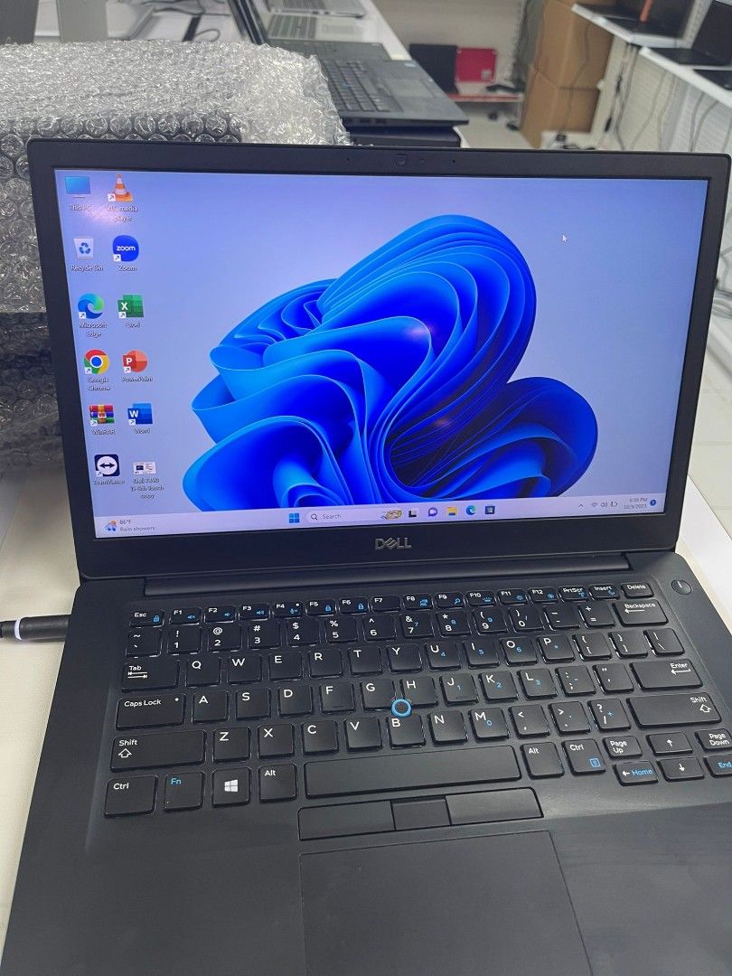 Dell 14 inch FHD Touch screen laptop with free home delivery after ...