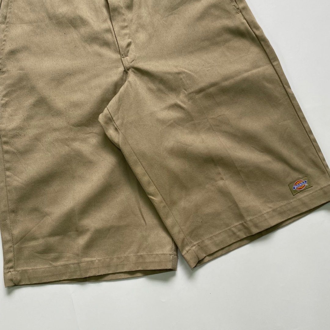 Dickies Classic Double Patch Loose Khaki Shorts, Men's Fashion, Bottoms ...