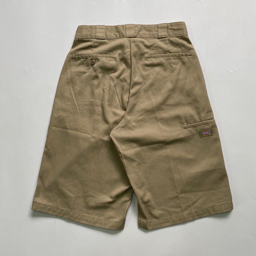 Dickies Classic Double Patch Loose Khaki Shorts, Men's Fashion, Bottoms ...