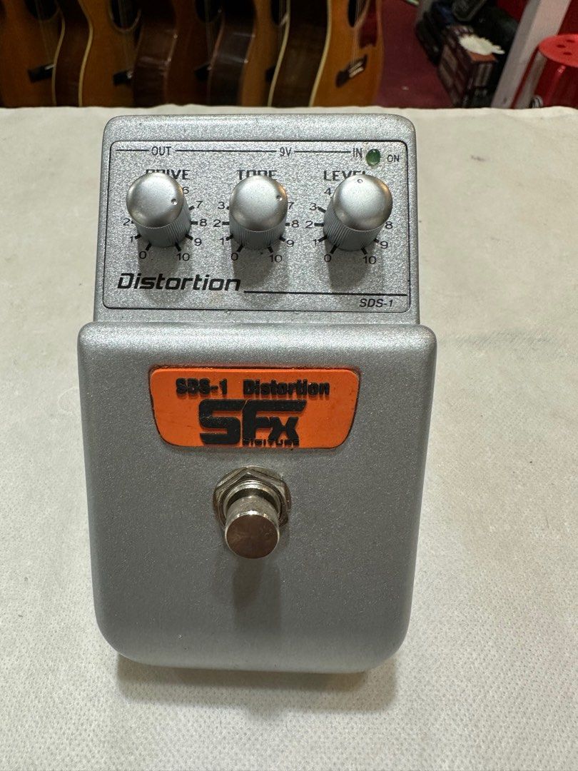 DIGITUNE SFX S-DS1 DISTORTION SILVER, Hobbies & Toys, Music & Media, Music Accessories on Carousell