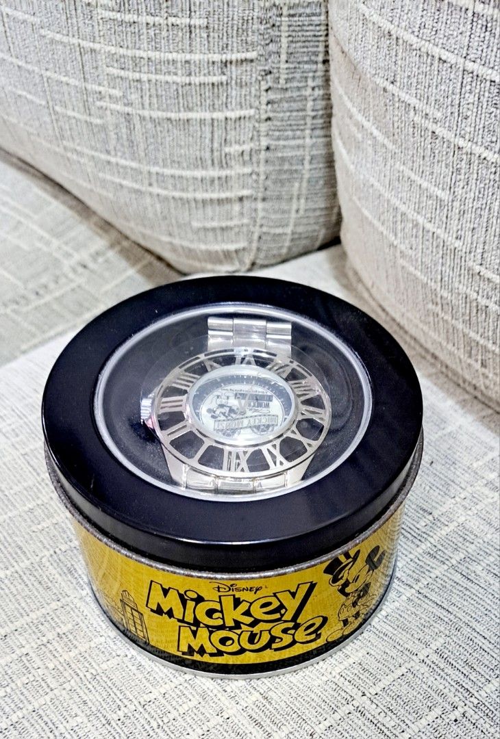 Disney Mickey Watch, Men's Fashion, Watches & Accessories, Watches on ...