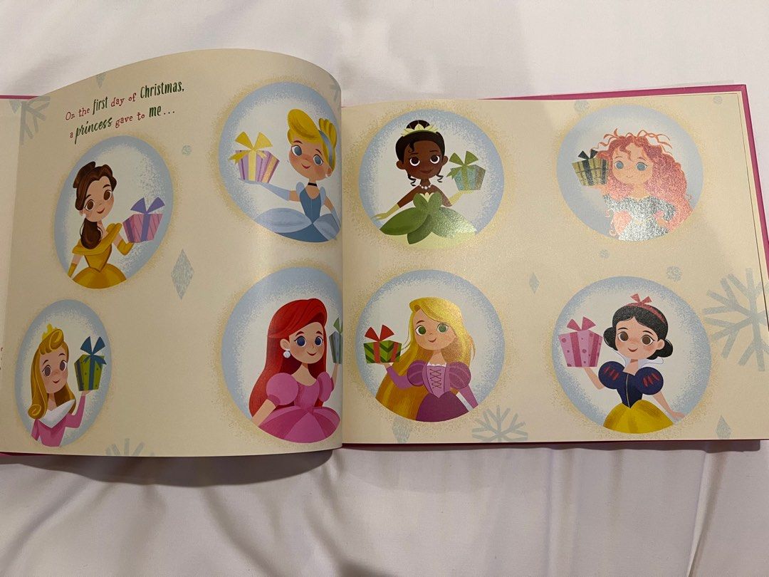 Disney Princess 12 days of Princess, Hobbies & Toys, Books & Magazines ...