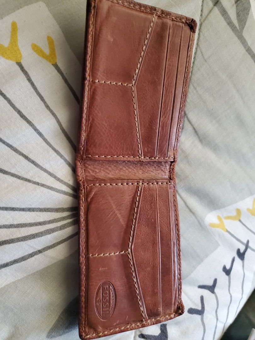 Fossil money clip, Women's Fashion, Bags & Wallets, Wallets & Card ...