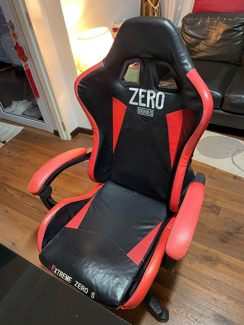 Gaming Chair, Furniture & Home Living, Furniture, Chairs on Carousell