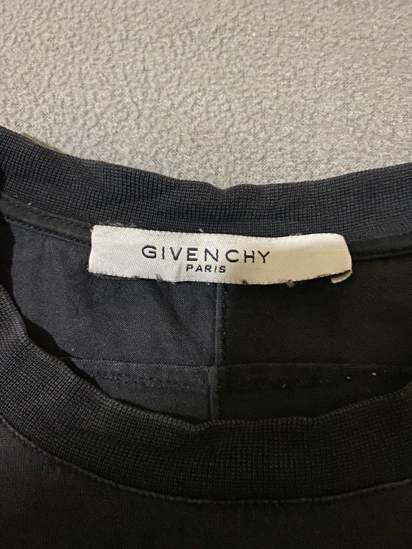 Givenchy Shark Tee, Men's Fashion, Activewear on Carousell