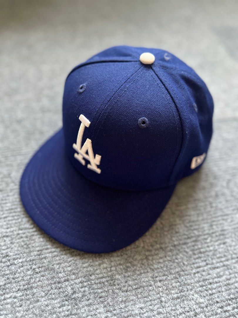 Good as new LA DODGERS hat Authentic collection performance head wear ...