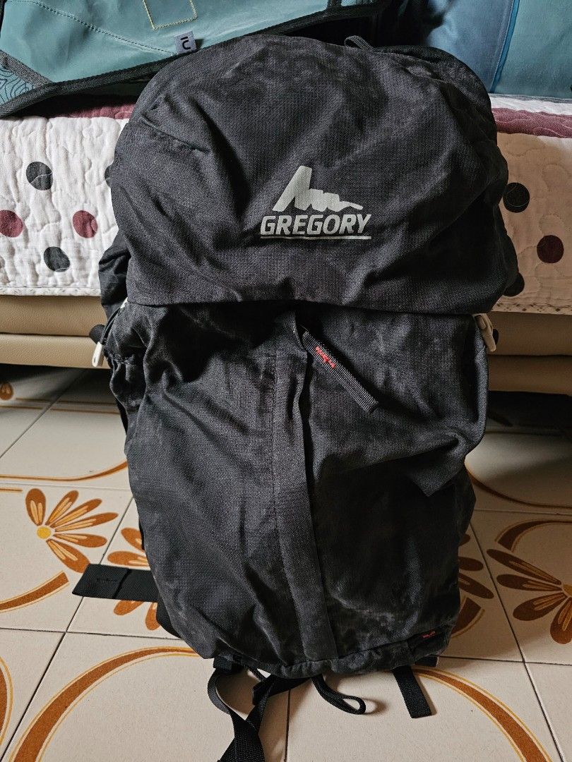 Gregory Z 40 Backpack, Sports Equipment, Hiking & Camping on Carousell