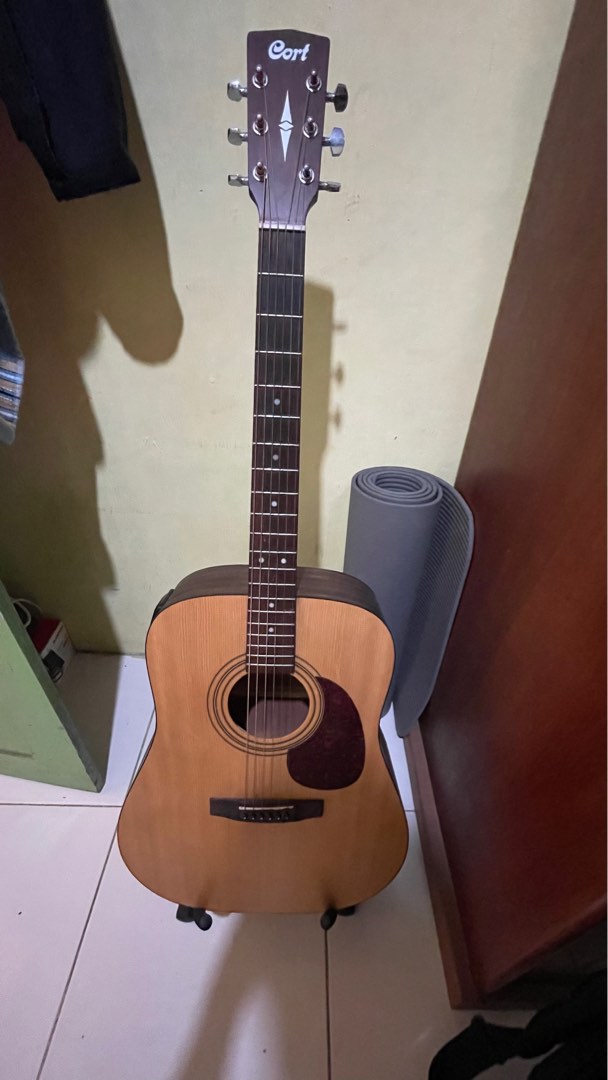 Guitar Acoustic Cort, Musik & Media, Alat di Carousell