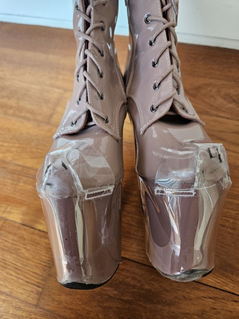 Hella Heels LipKit in Boujee EU38, Women's Fashion, Footwear, Boots on ...