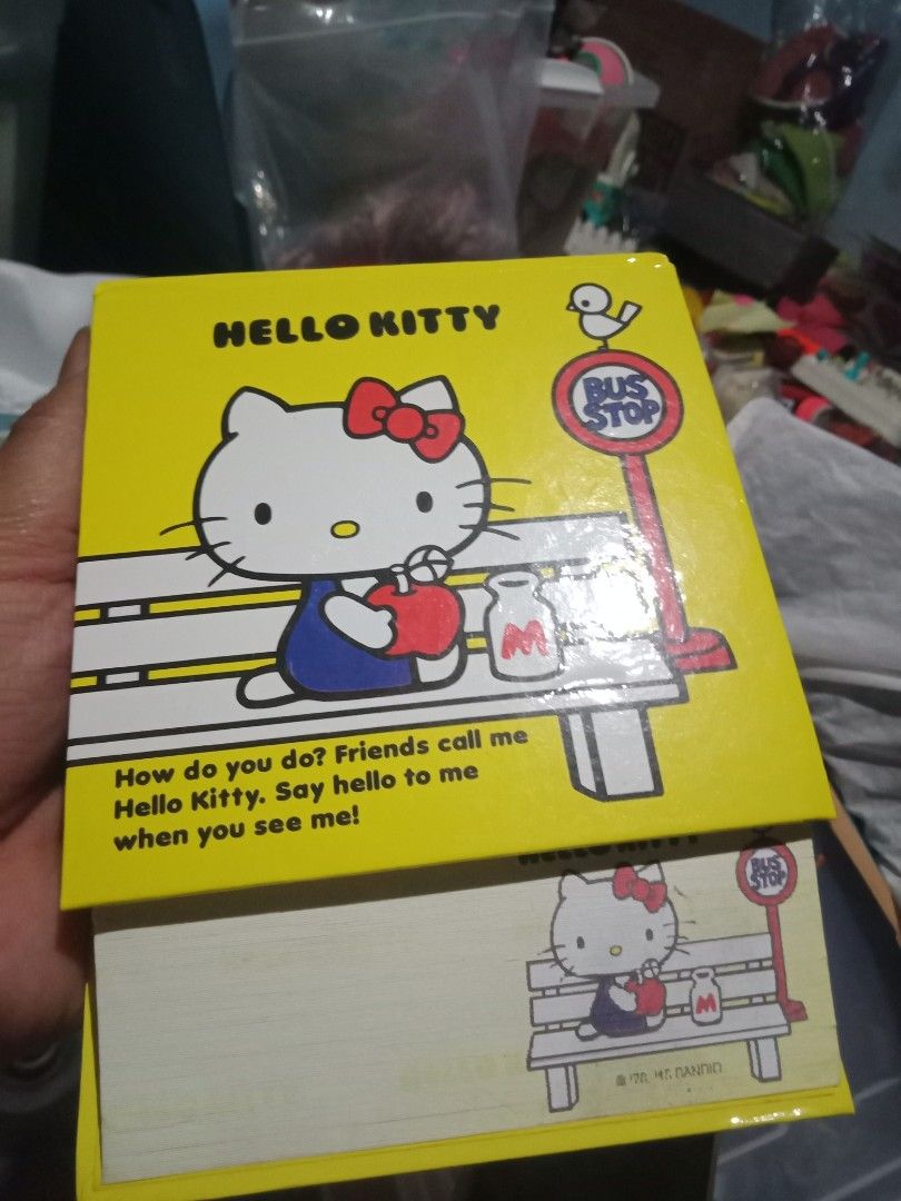 Hello Kitty note book, Buku & Alat Tulis, Buku Pelajaran di Carousell
