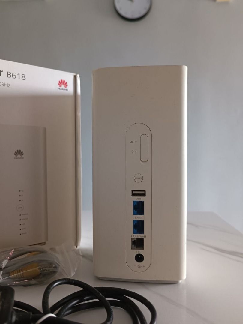 HUAWEI B6182-65d Modem Lock Unifi, Computers & Tech, Parts ...