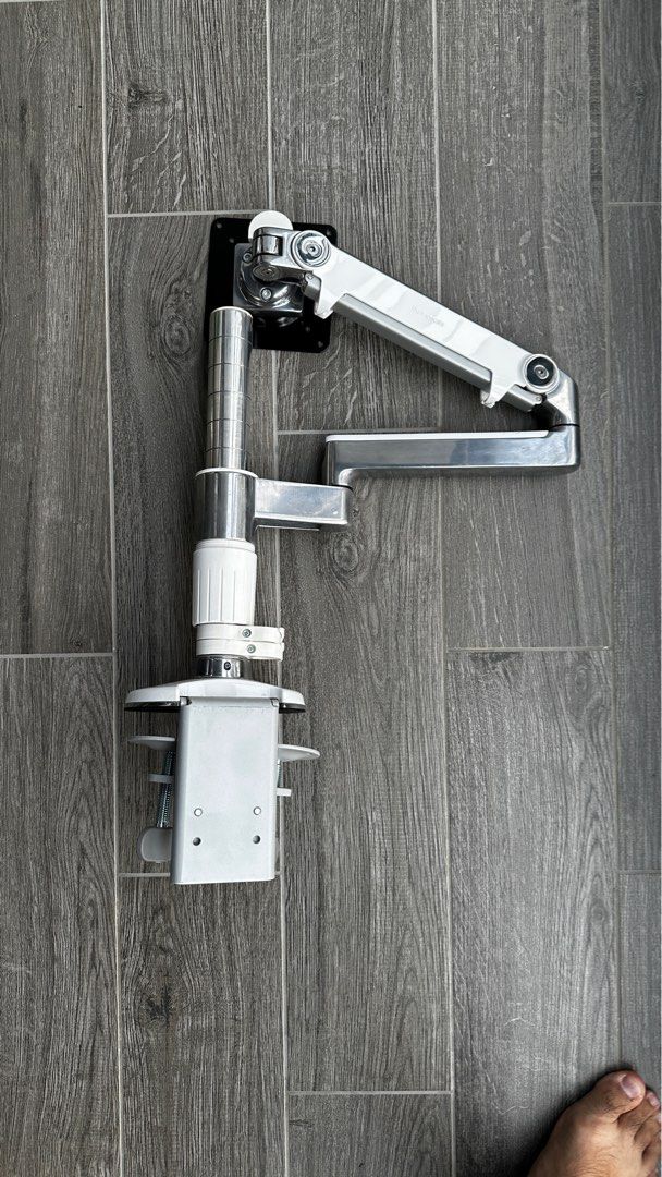 Humanscale Monitor Arm, Computers & Tech, Parts & Accessories, Computer ...