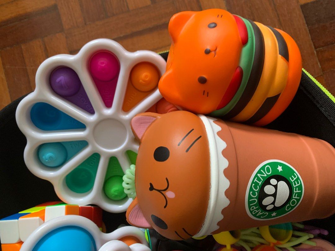 jenga building blocks, poppits and squishies, 兒童＆孕婦用品, 嬰兒玩具 - Carousell