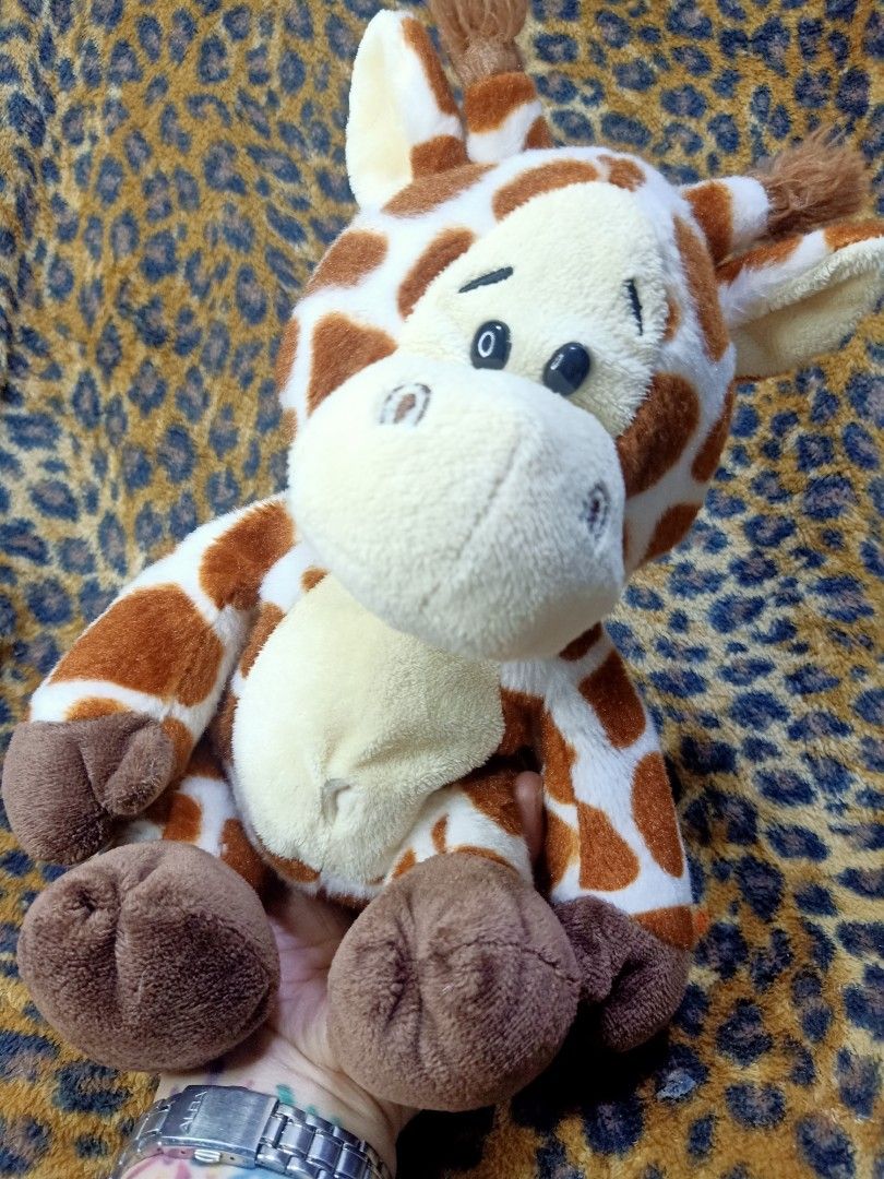 KEEL TOYS ANIZOOMALS GIRAFFE COMFORT PLUSH TOY, Hobbies & Toys, Toys ...