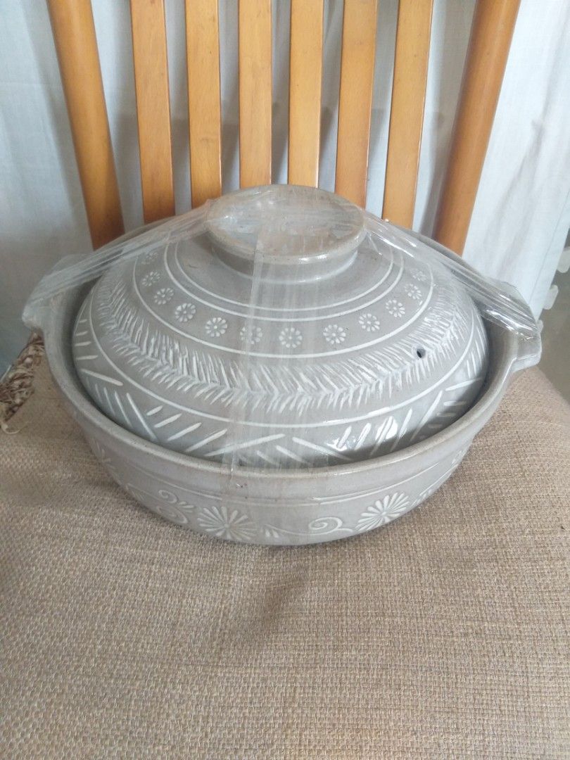 Large Japan Fireproof Clay pot, Furniture & Home Living, Kitchenware ...