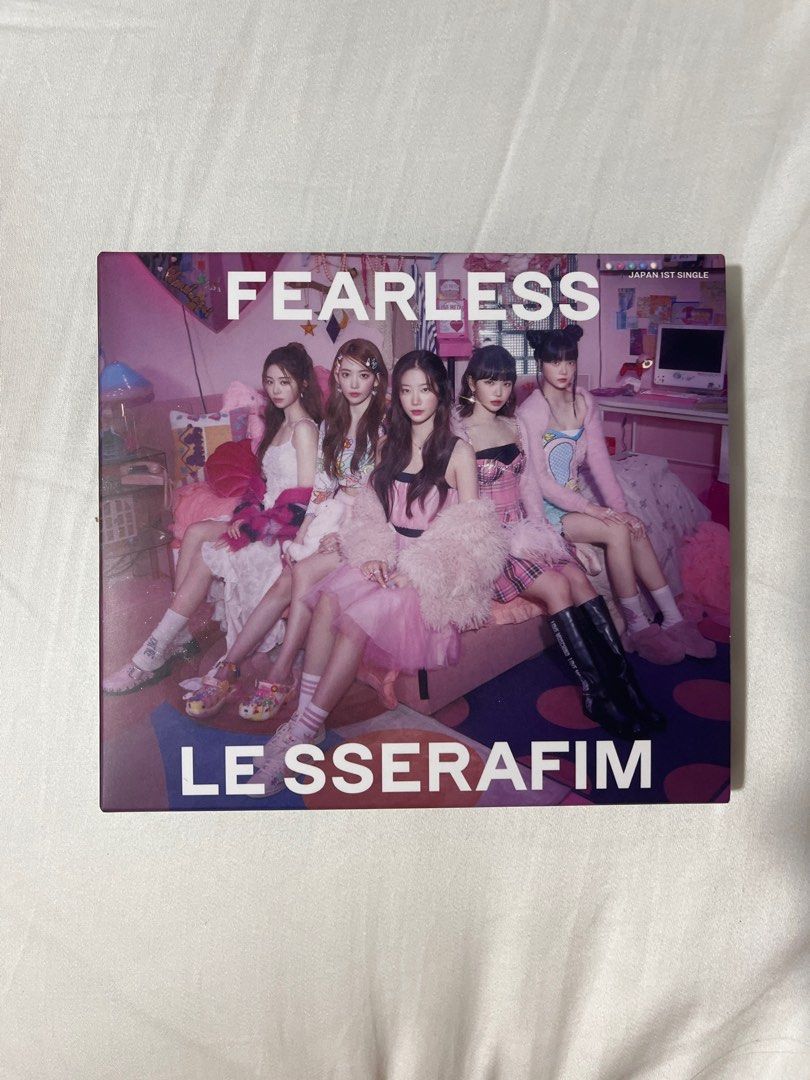 lesserafim japanese fearless album, Hobbies & Toys, Memorabilia ...