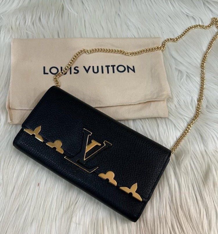 LOUIS VUITTON WOC Bag Authentic, Fesyen Wanita, Tas & Dompet di Carousell