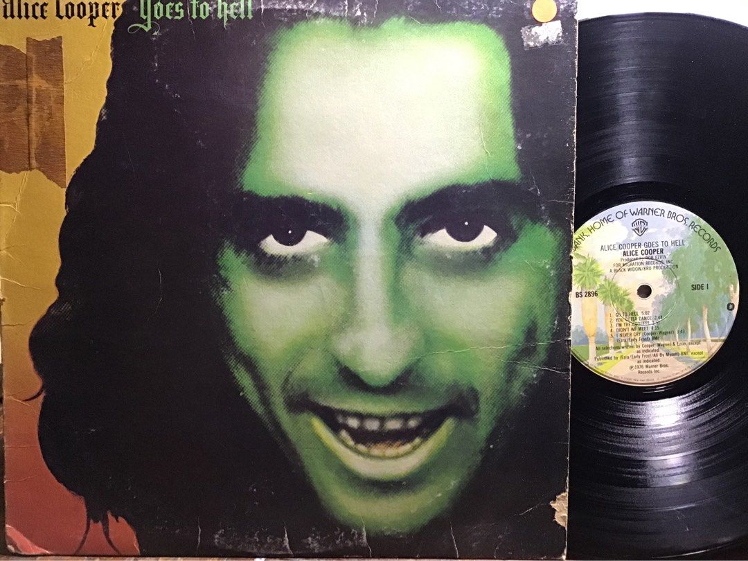 LP Alice Cooper Goes to Hell OOP VINYL RECORD Anubis Piring Hitam Hard Rock, Hobbies & Toys ...