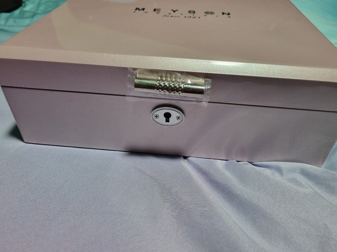 Meyson Jewellery Box, Women's Fashion, Jewelry & Organisers, Accessory ...