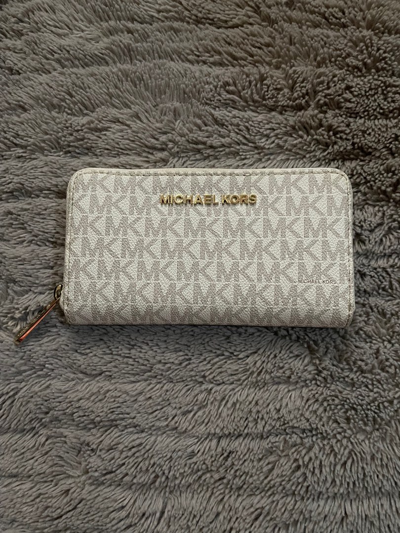 Michael Kors wallet, Women's Fashion, Bags & Wallets, Wallets & Card ...