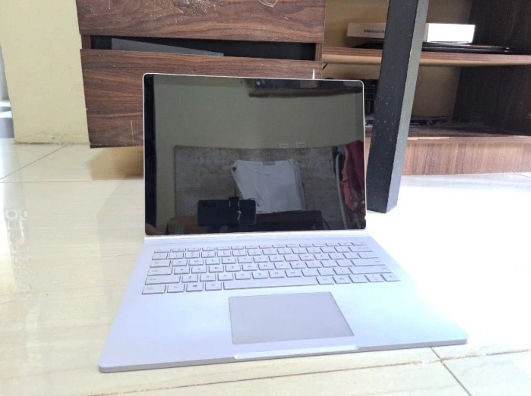 Microsof Surface Book 2, Elektronik, Komputer, Laptop di Carousell