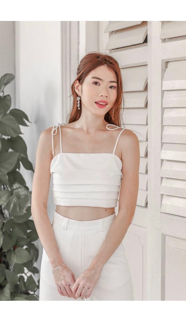 Mikalya Mackenzie Top, Women's Fashion, Tops, Sleeveless on Carousell