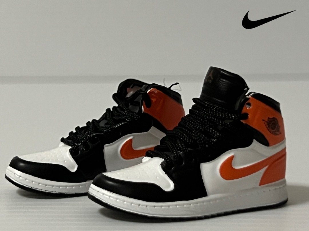 004 - NIKE AIR JORDAN, Hobbies & Toys, Toys & Games on Carousell