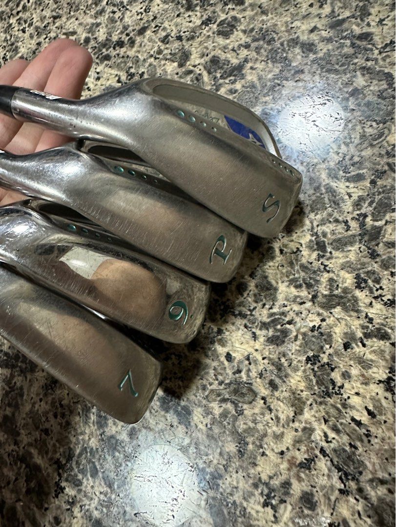 Mizuno Zephyr Ladies Golf Clubs, Sports Equipment, Sports & Games, Golf ...