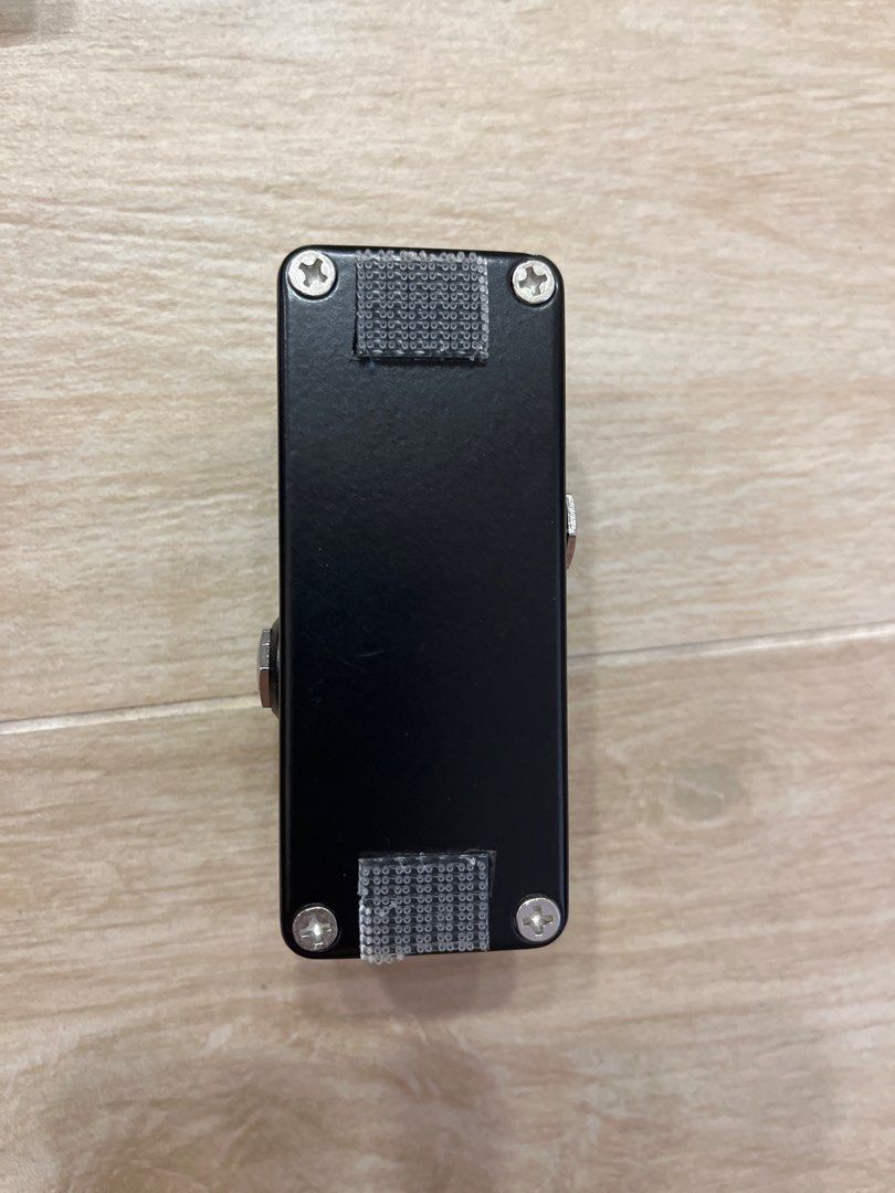 Mr Black Universal Reverberator Reverb mini pedal, Hobbies & Toys ...