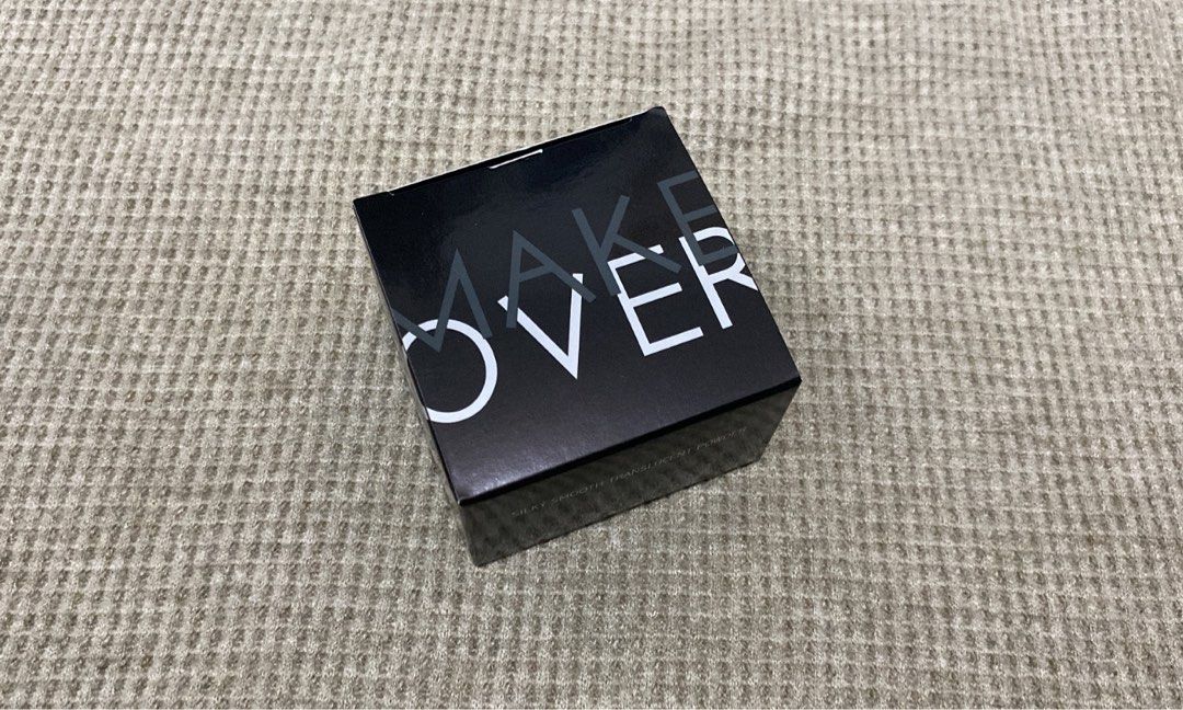 (NEW) Makeover Translucent Powder silky smooth shade Buttermilk / Bedak ...