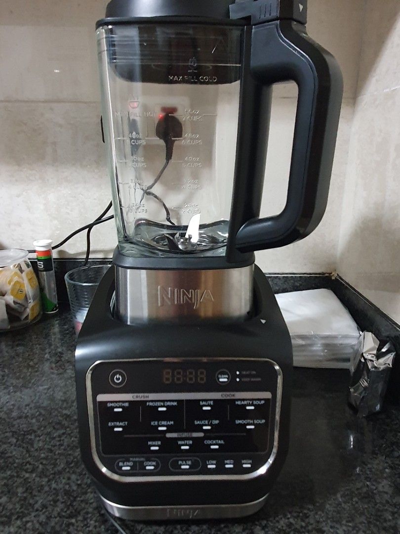 Ninja hot & cold blender, TV & Home Appliances, Kitchen Appliances ...