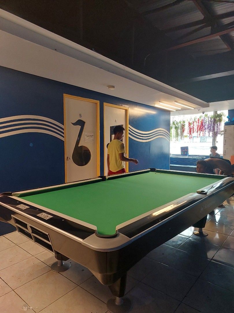 ORIGINAL KANGAROO STANDARD BILLIARD TABLE, Sports Equipment, Sports ...