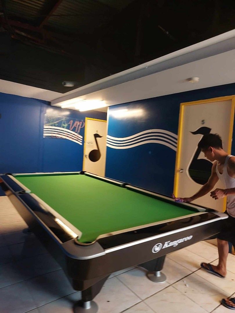 ORIGINAL KANGAROO STANDARD BILLIARD TABLE, Sports Equipment, Sports ...