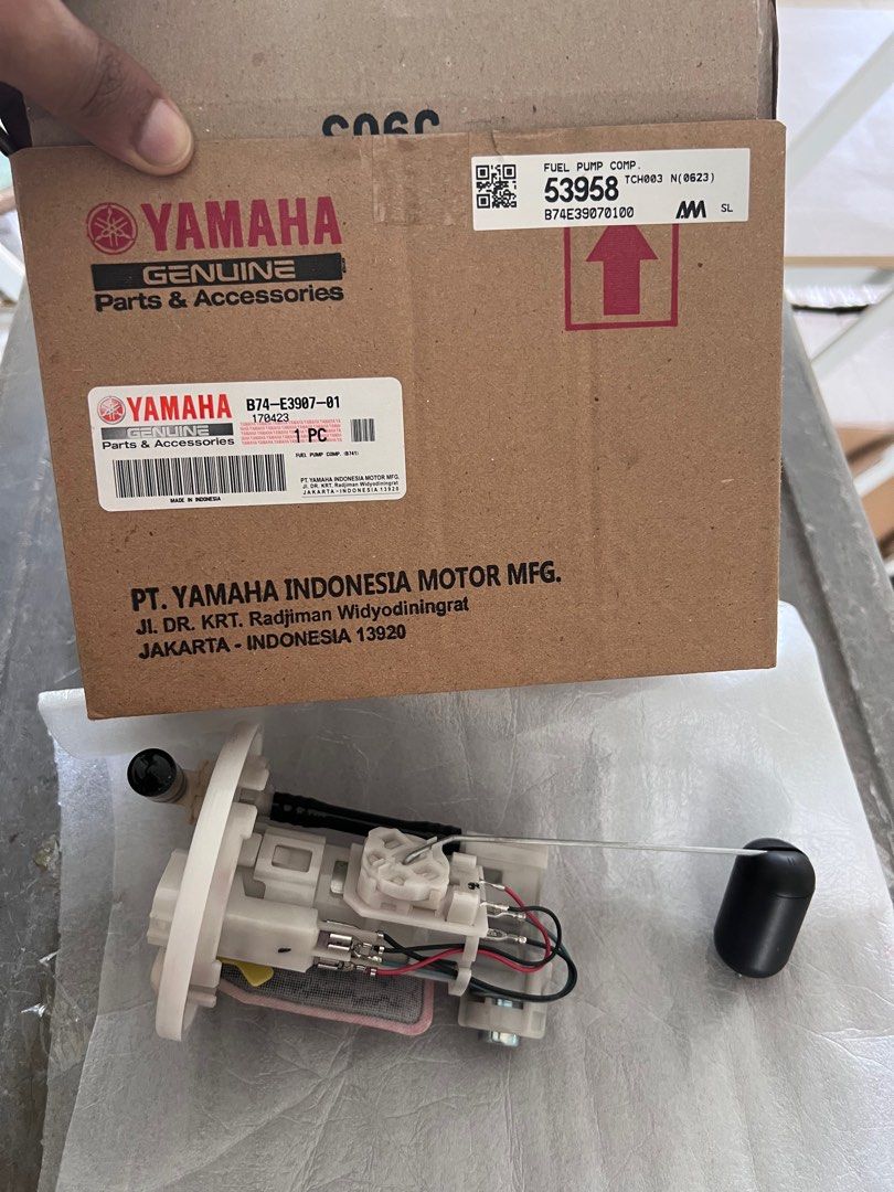 Original Yamaha Xmax Fuel Pump, Motorcycles, Motorcycle Accessories on ...